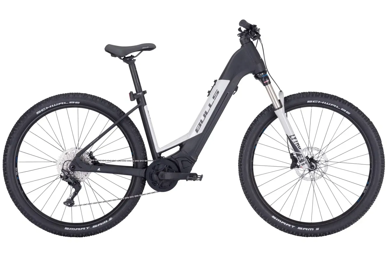 Spannende E Bike Tiefeinsteiger Testsieger 2023 Bild